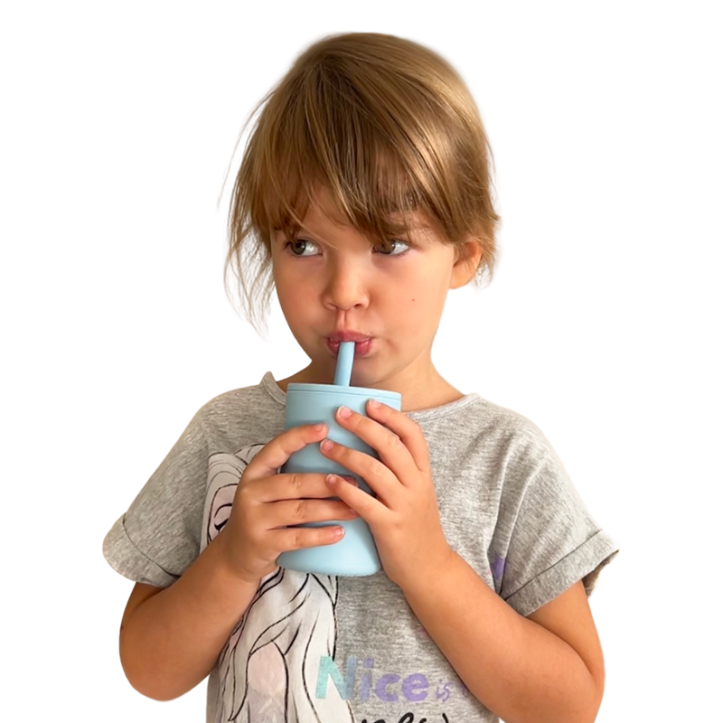 Kids Smoothie Cup with Straw & Secure Lid | Sippy Silicone Training Cup ...